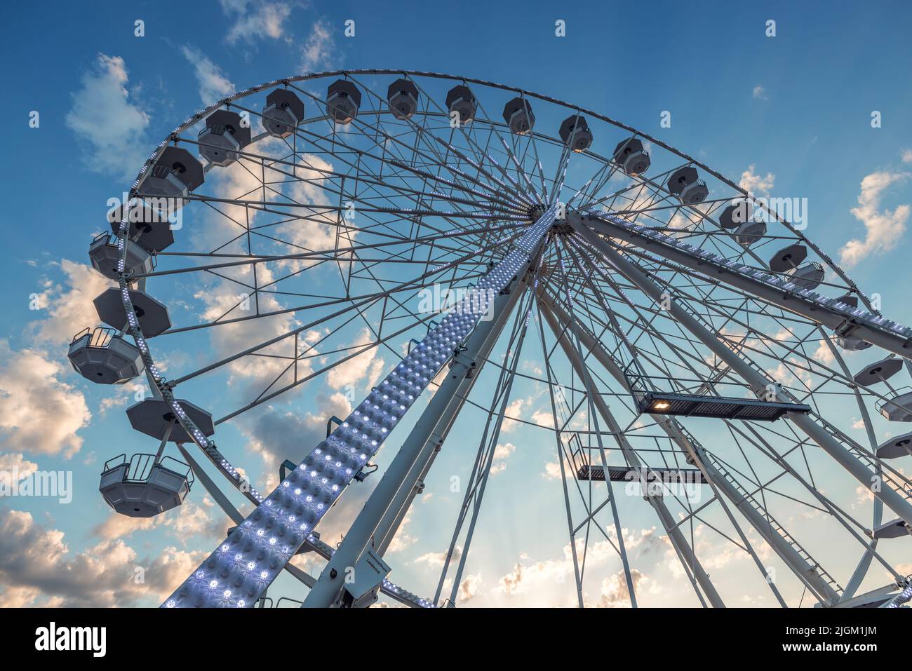 Aerial view park ferris wheel hi-res stock photography and images - Alamy