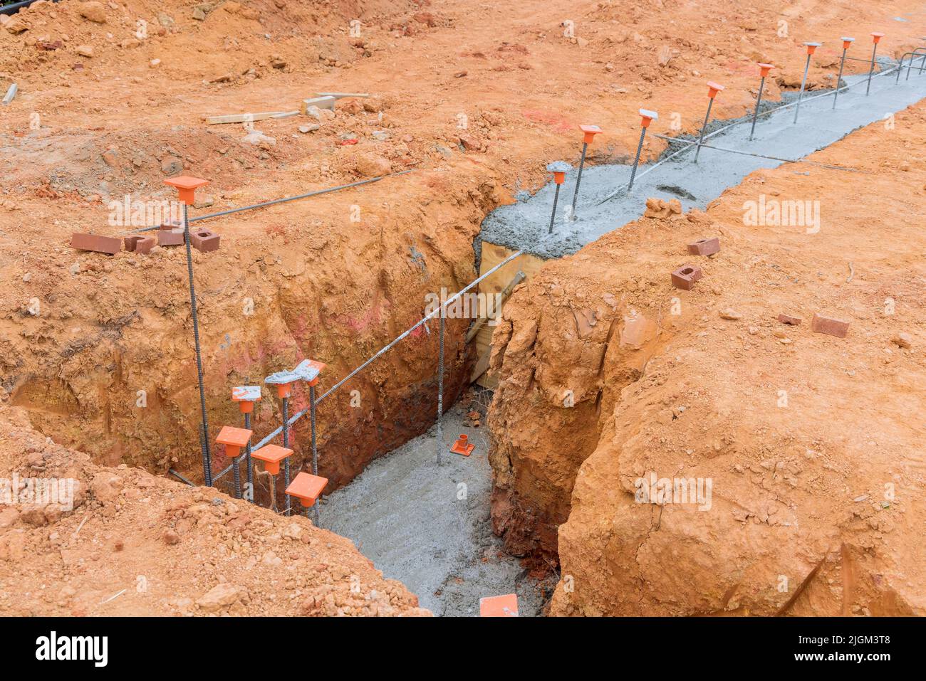 Building a strip reinforcement frame for a reinforced concrete building ...
