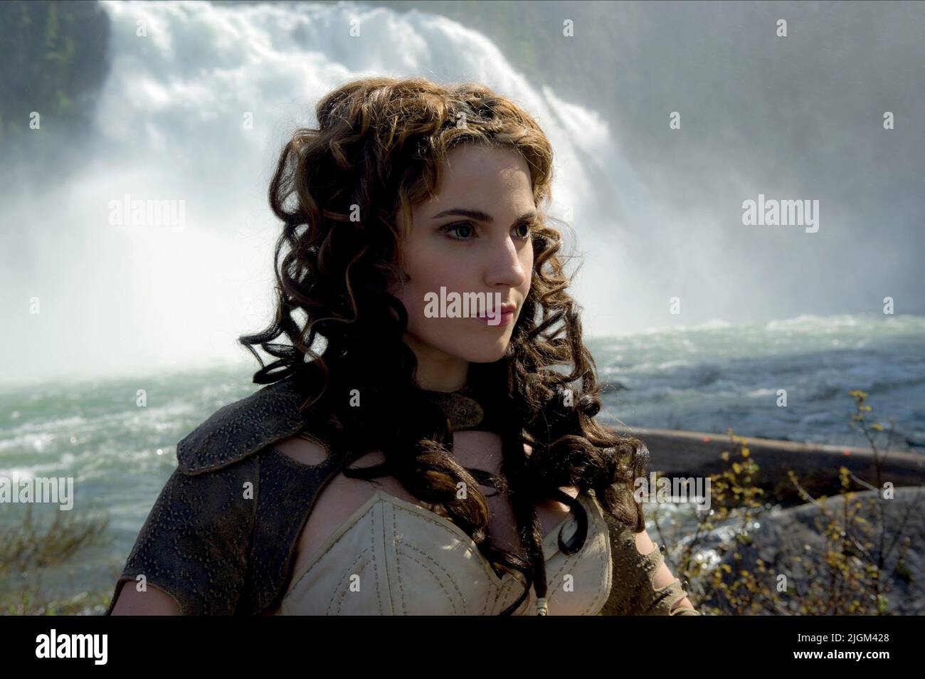 Antje Traue Seventh Son Seventh Son Trailer