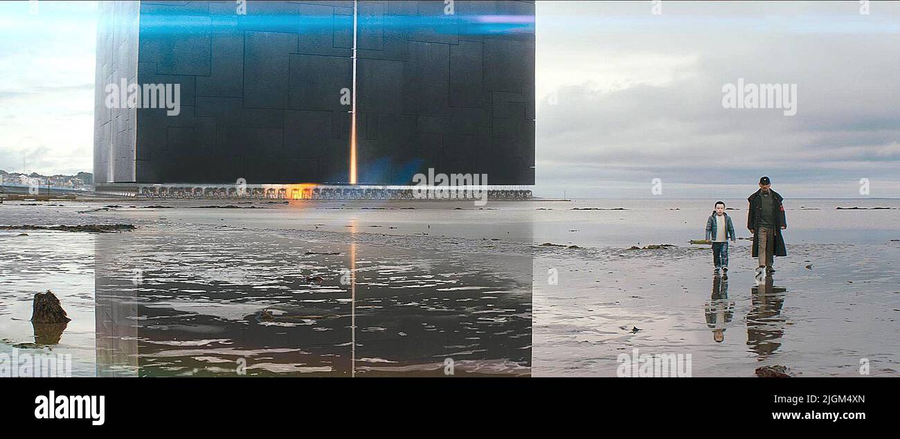 CRAIG GARNER, BEN KINGSLEY, ROBOT OVERLORDS, 2014 Stock Photo - Alamy