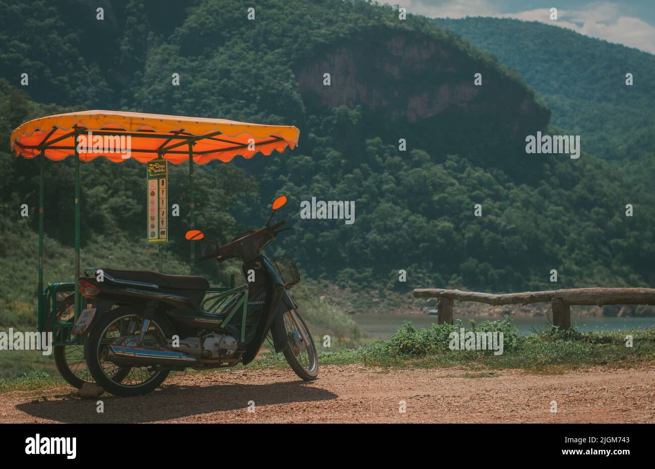 Ping colors hi-res stock photography and images - Alamy