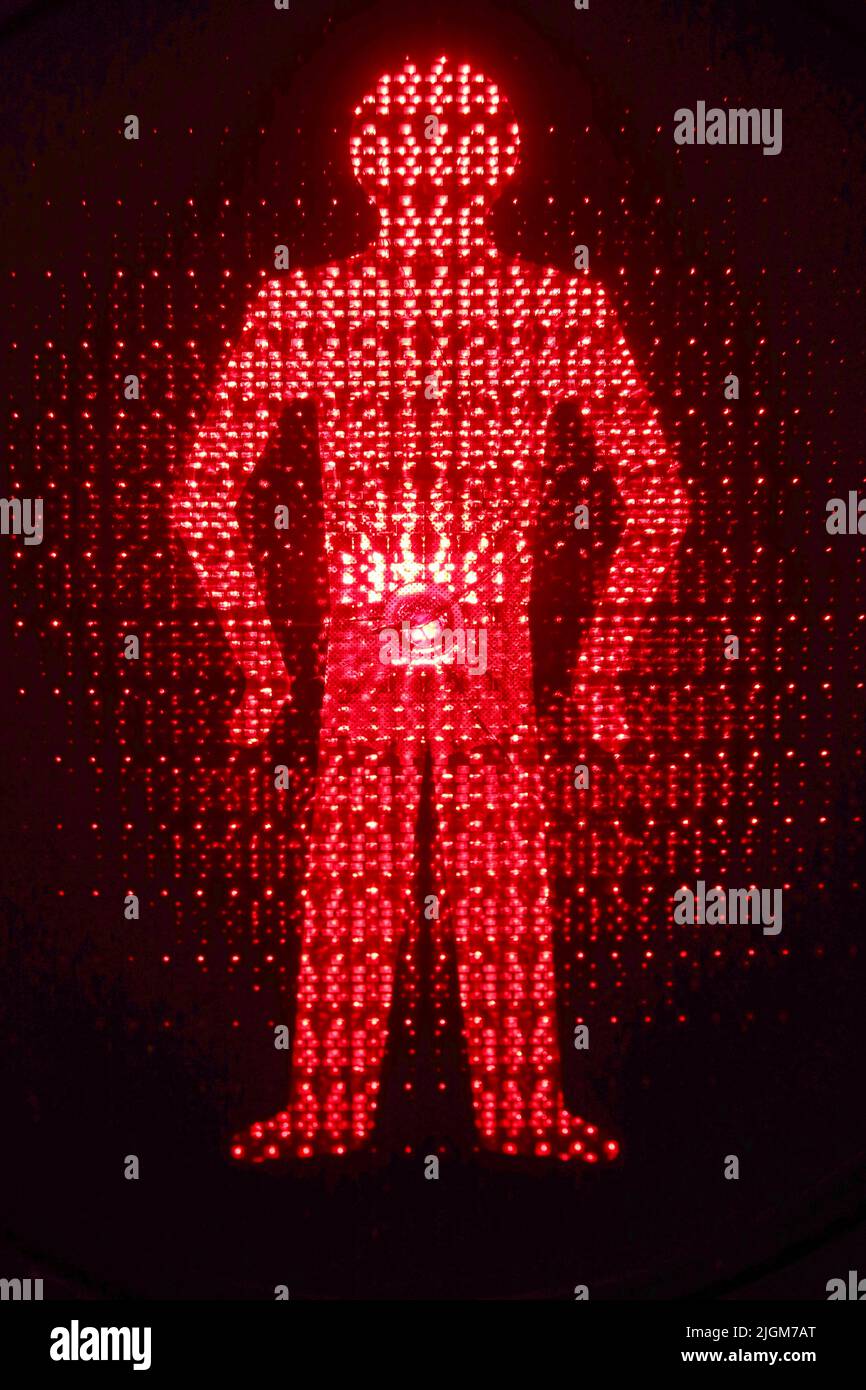 Pedestrian traffic signal - Red for stop, dont walk - England, Great ...