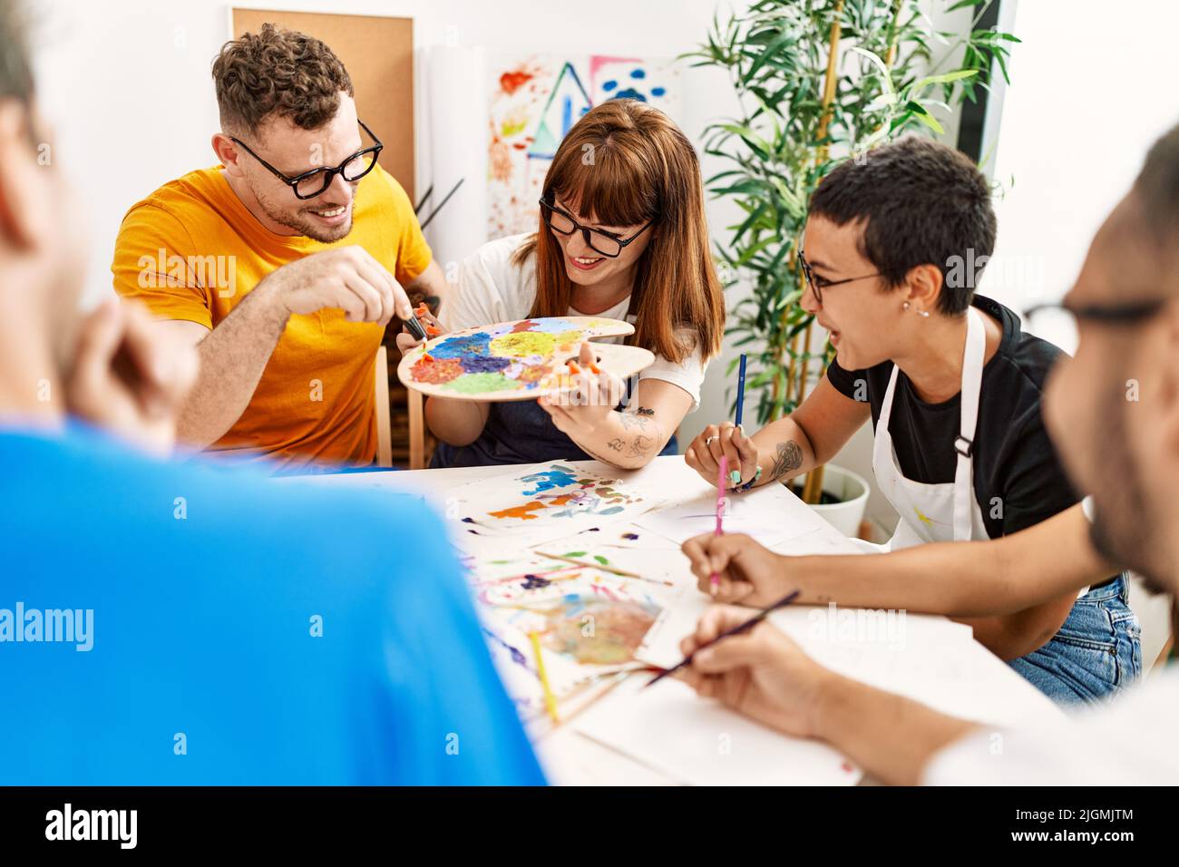 Group of people drawing at art studio Stock Photo - Alamy
