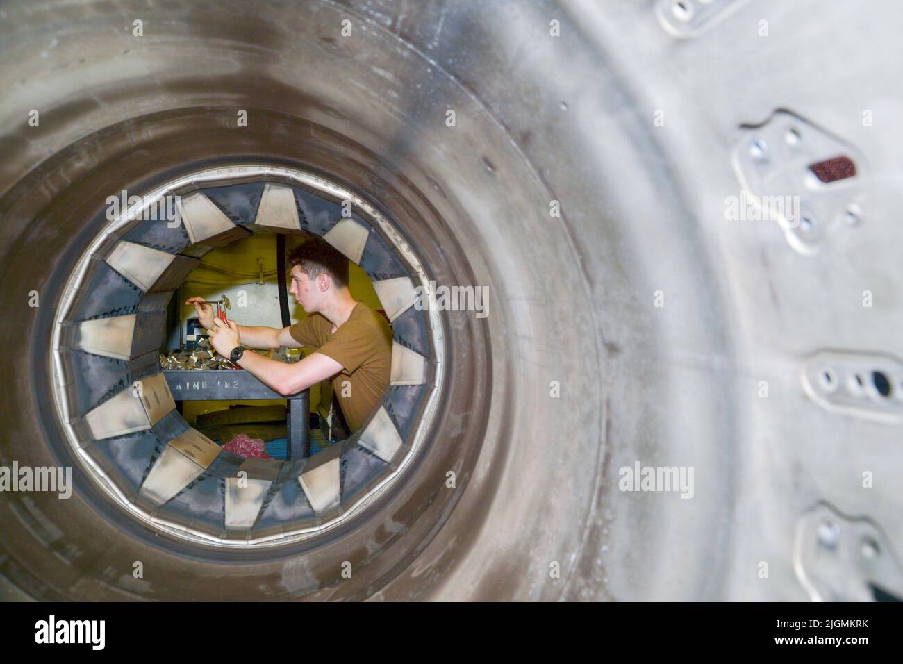 Adriatic Sea. 28th June, 2022. Aviation Machinist Mate Airman Brendon ...