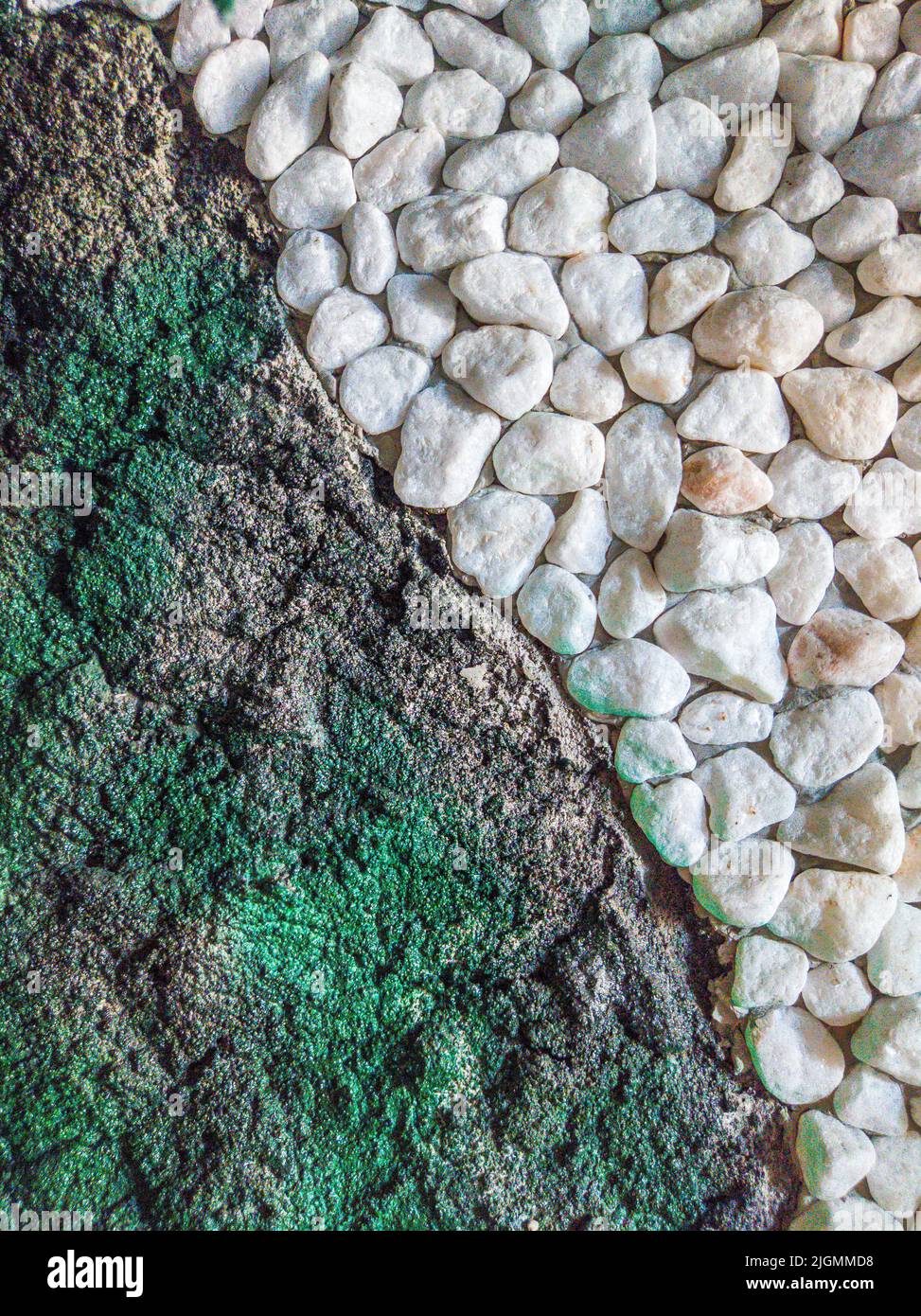 Yin and yang tile hi-res stock photography and images - Alamy