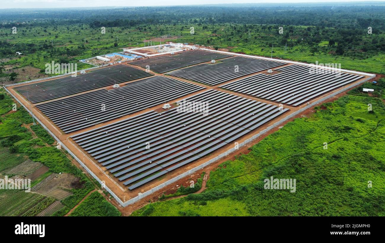 Central solar power plant hi-res stock photography and images - Alamy