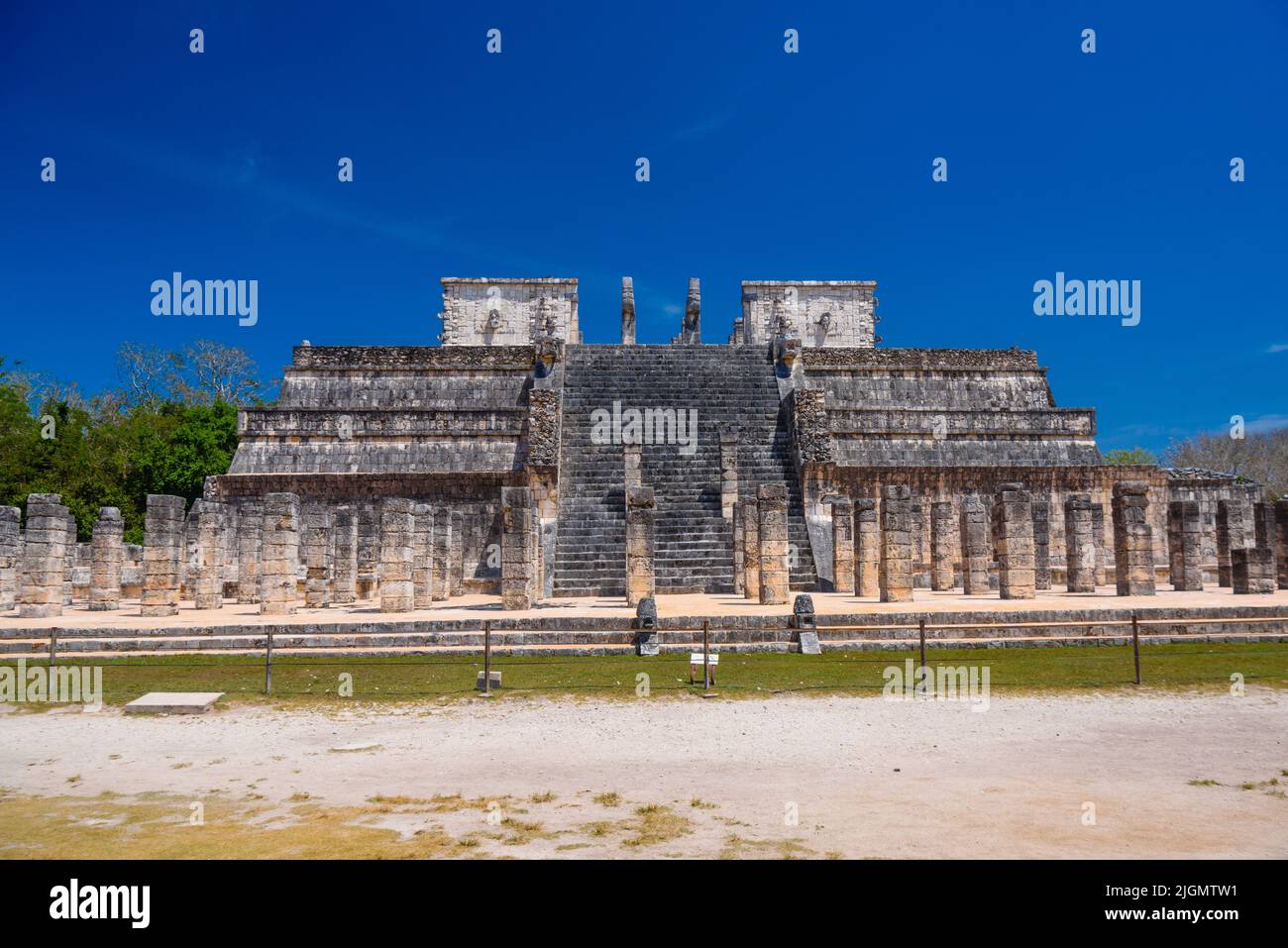 Temple of the Warriors in Chichen Itza, Quintana Roo, Mexico. Mayan ...