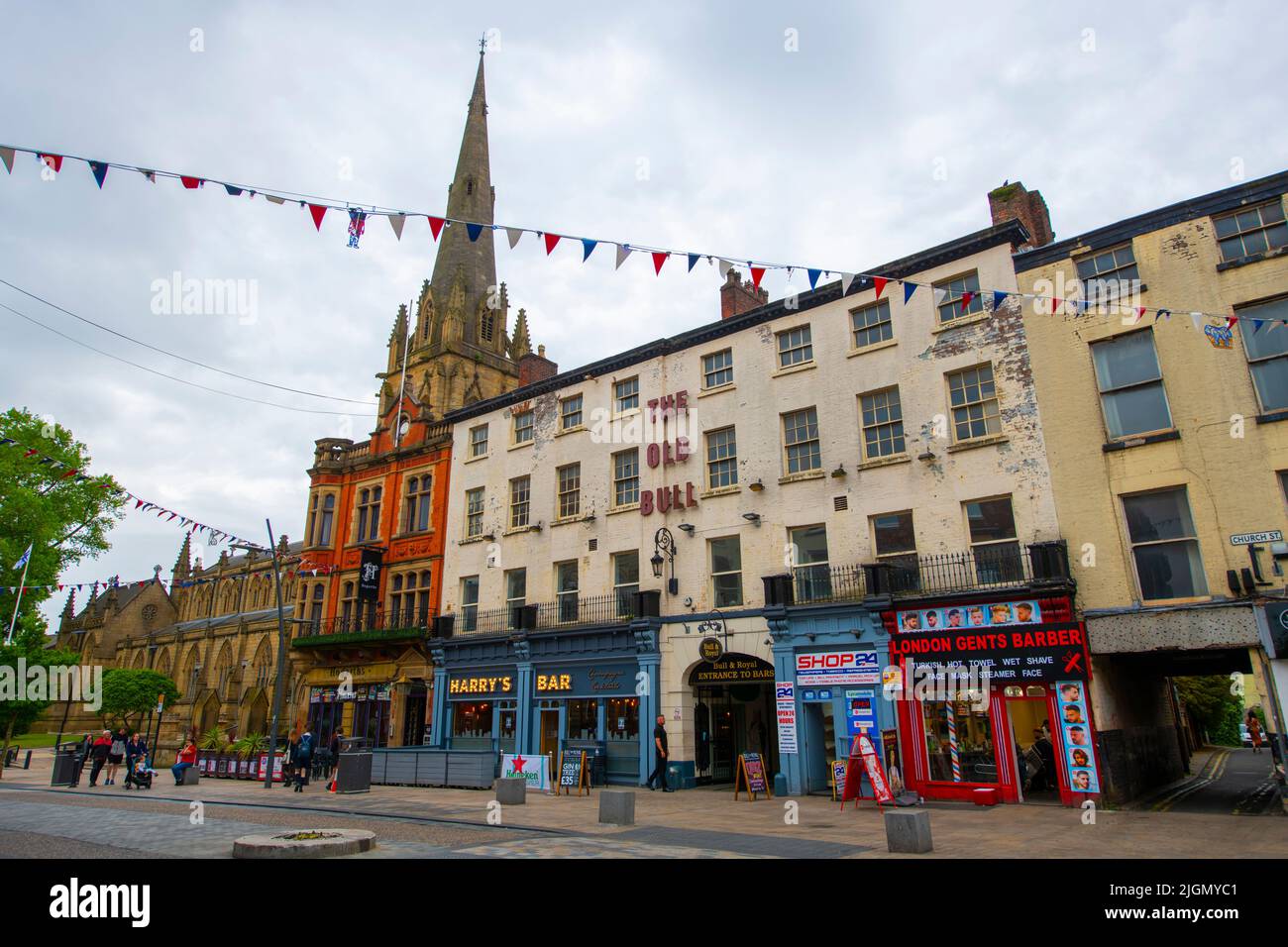 Old Bull historic building at 141 Church Street and Preston Minster ...