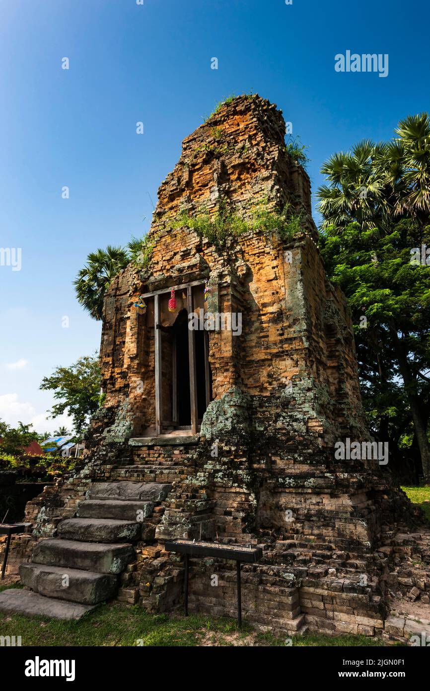 Prasat Phum Pon, Prasat Phum Phon, Thailand's oldest Khmer temple, the ...