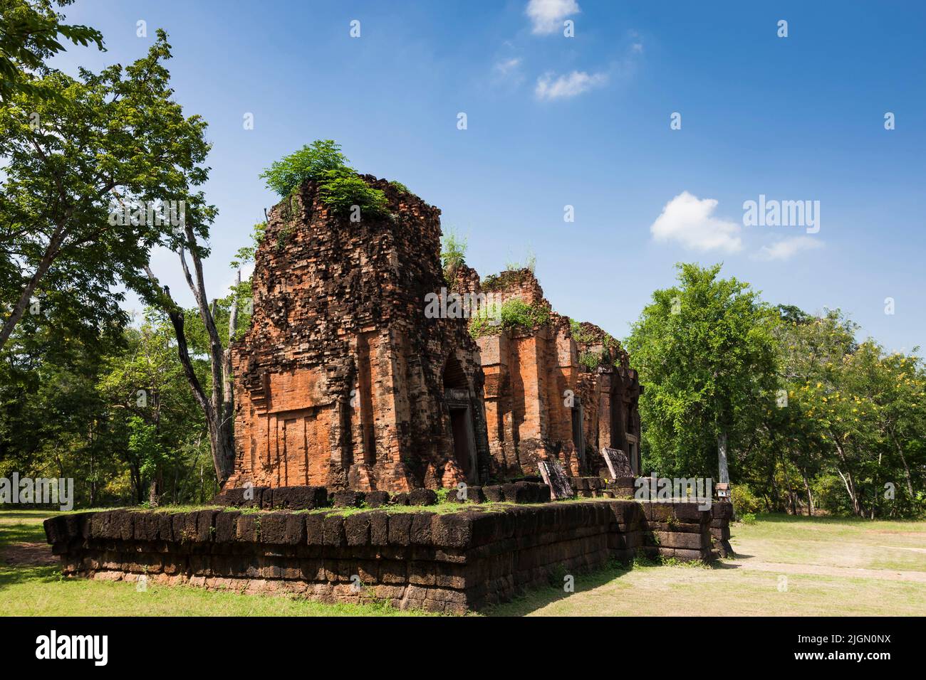 Prasat Prang Ku, Khmer hindu temple, Si Saket(Si Sa Ket), Isan(Isaan ...
