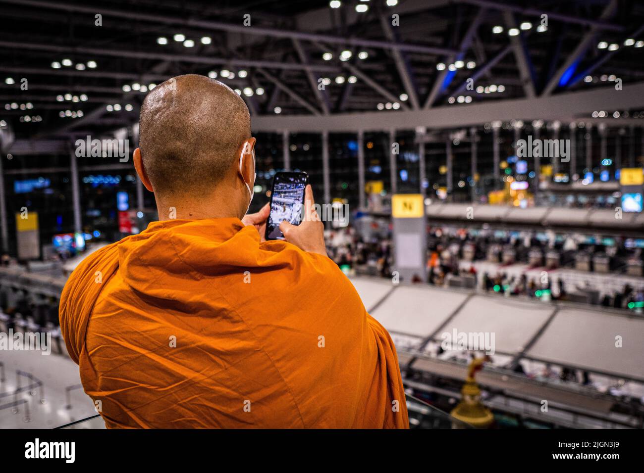 Suvarnabhumi international airport monk hi-res stock photography and ...