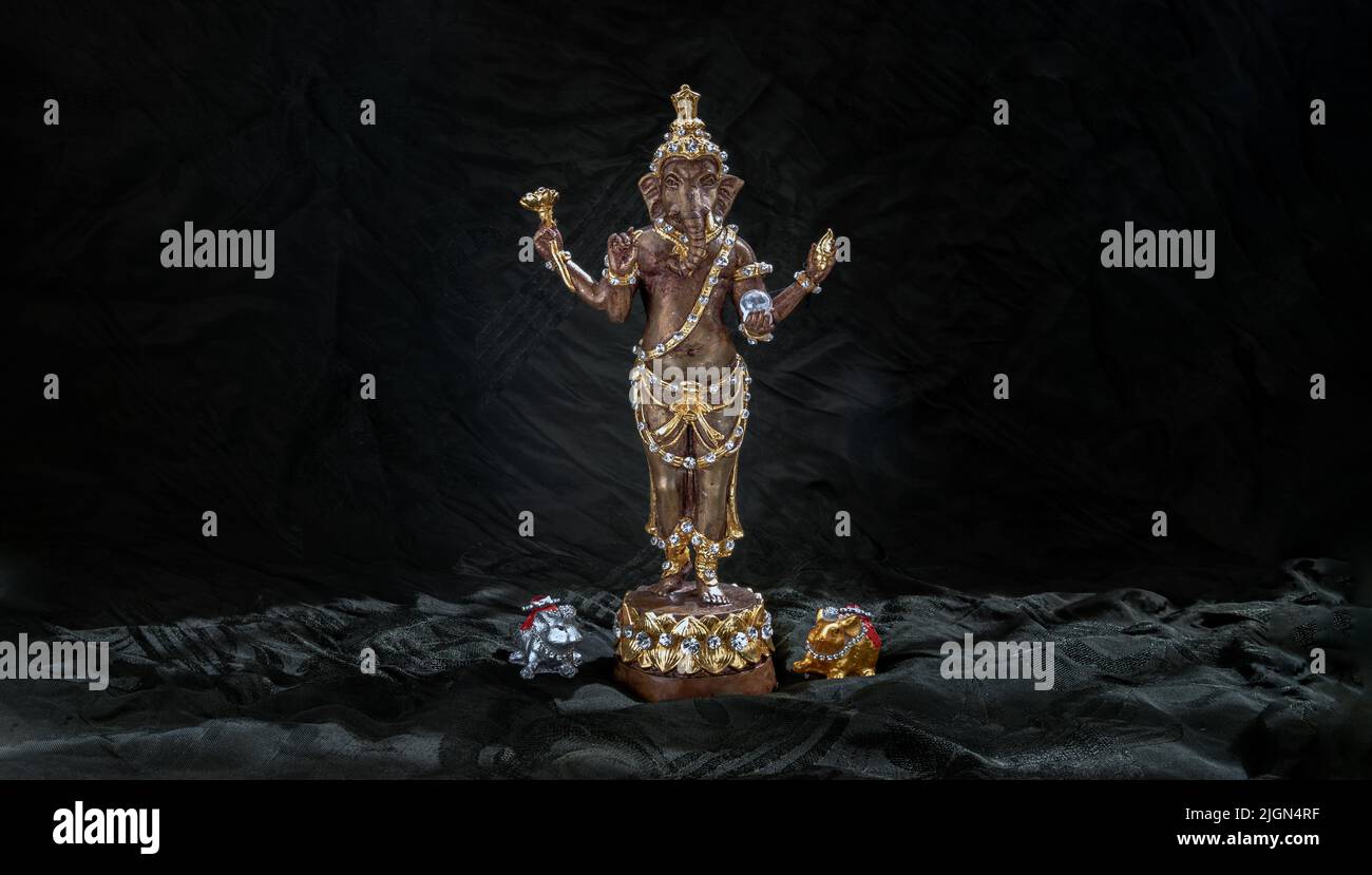 Bronze figurine of Lord ganesha and Mushika statue mouse (Rat of Lord ...