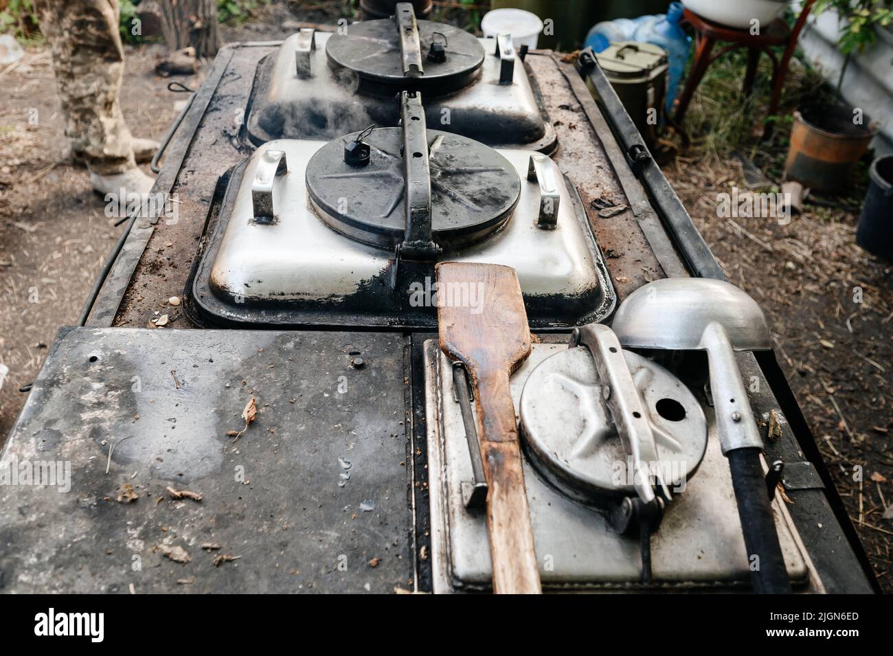 Cooking in the field kitchen during the war in Ukraine, conditions ...