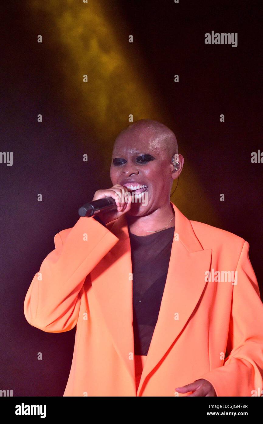 Deborah anne dyer hi-res stock photography and images - Alamy