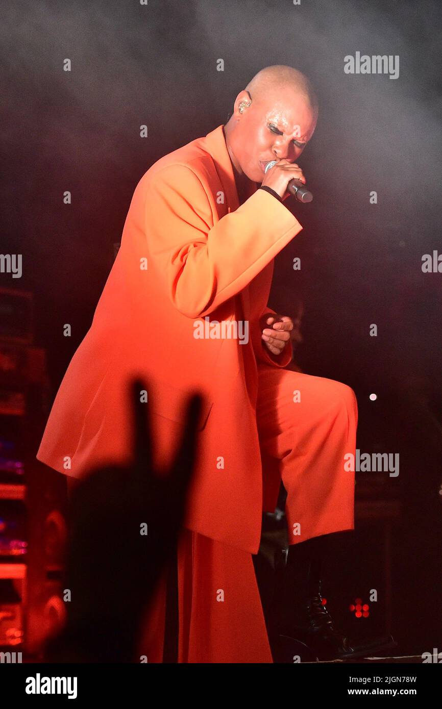 Deborah anne dyer hi-res stock photography and images - Alamy