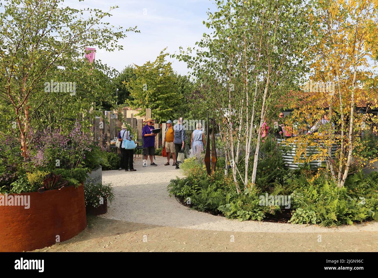 Vitamin G Garden (Alan Williams and Jo Whiley), RHS Feature Garden, RHS ...
