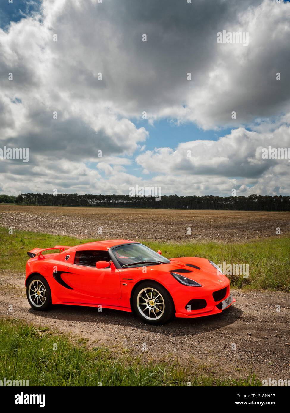 Day glow orange car hi-res stock photography and images - Alamy