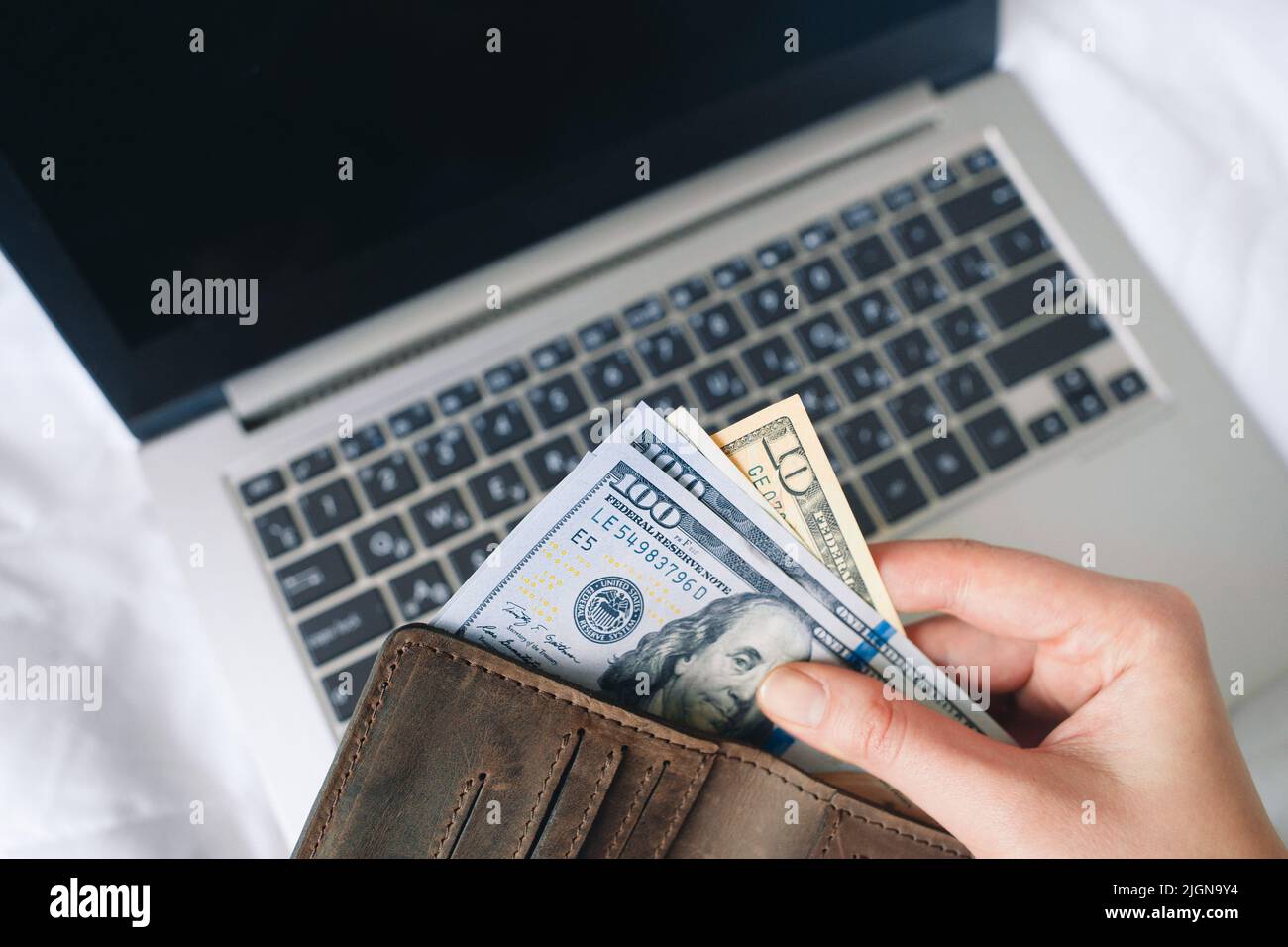 Internet payments hi-res stock photography and images - Alamy