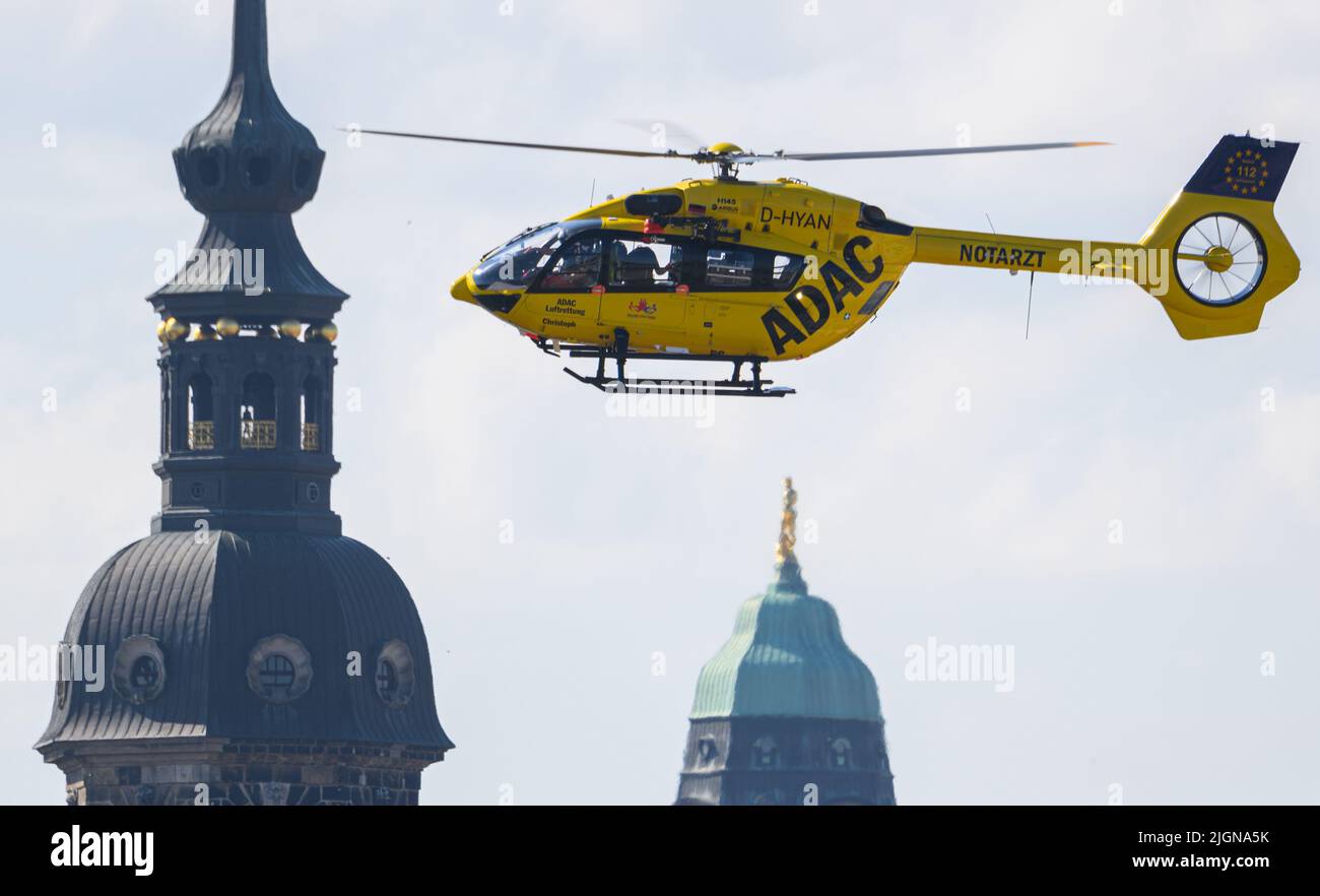 Dresden, Germany. 12th July, 2022. The rescue and intensive care ...