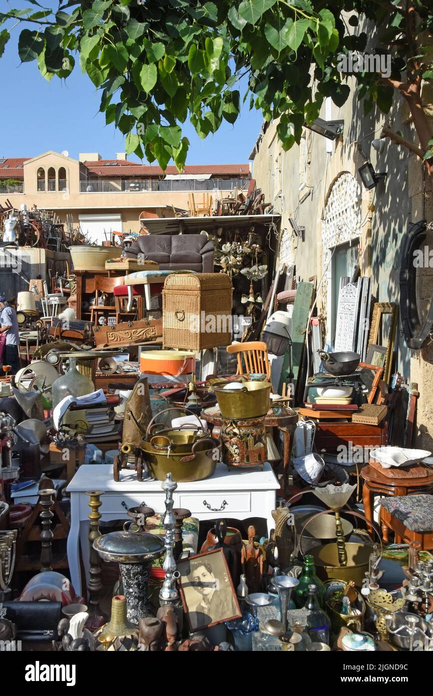 Various artifacts in the Flea market, Jaffa, Israel Stock Photo - Alamy