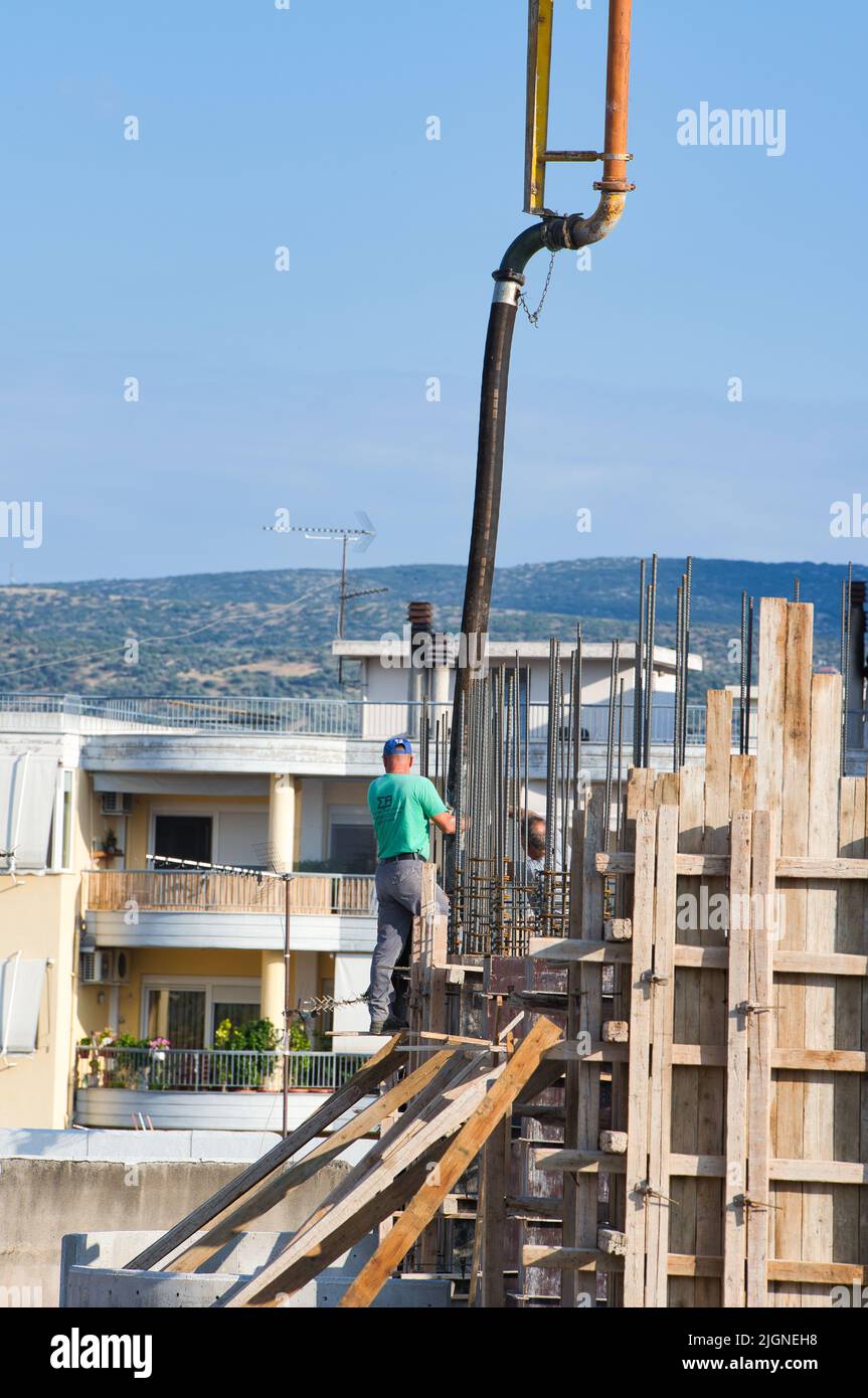 Dangerous building hi-res stock photography and images - Alamy