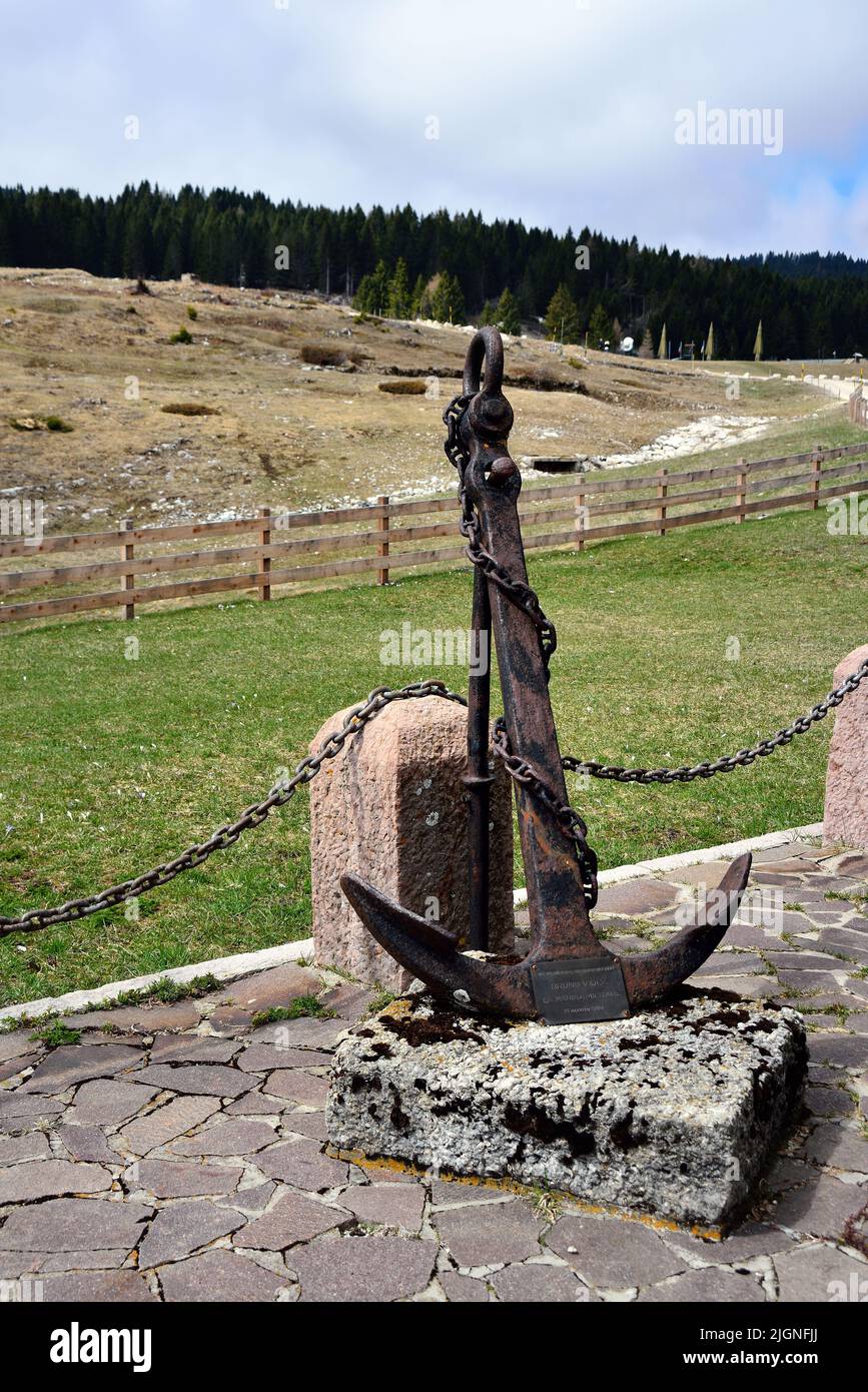 Garibaldi brigades hi-res stock photography and images - Alamy