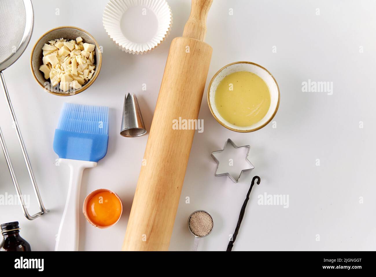 cooking ingredients and kitchen tools for baking Stock Photo - Alamy