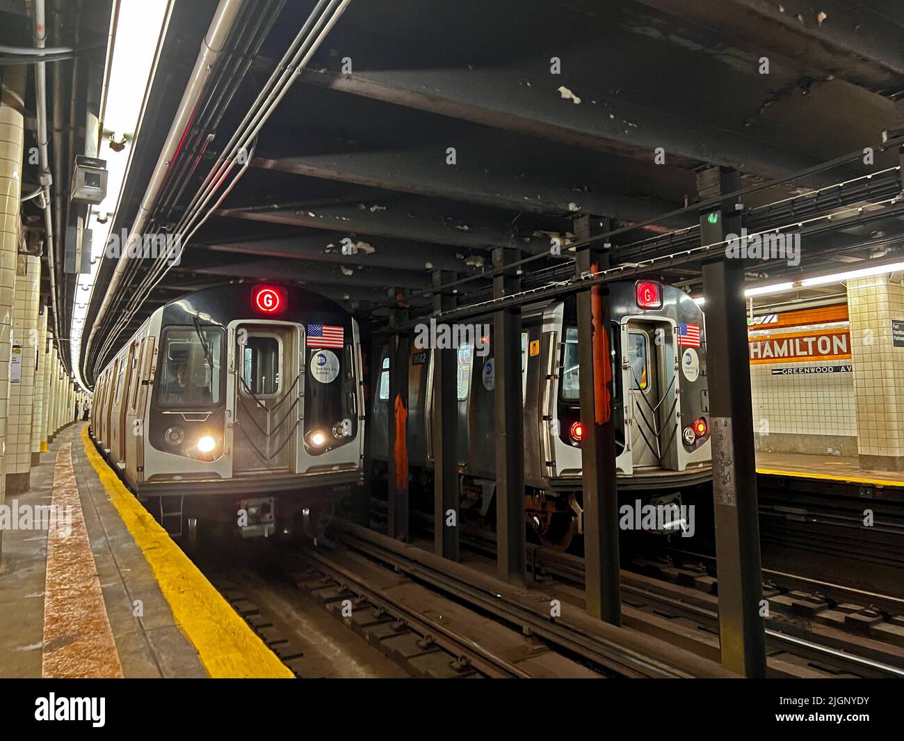 The g train brooklyn hi-res stock photography and images - Alamy