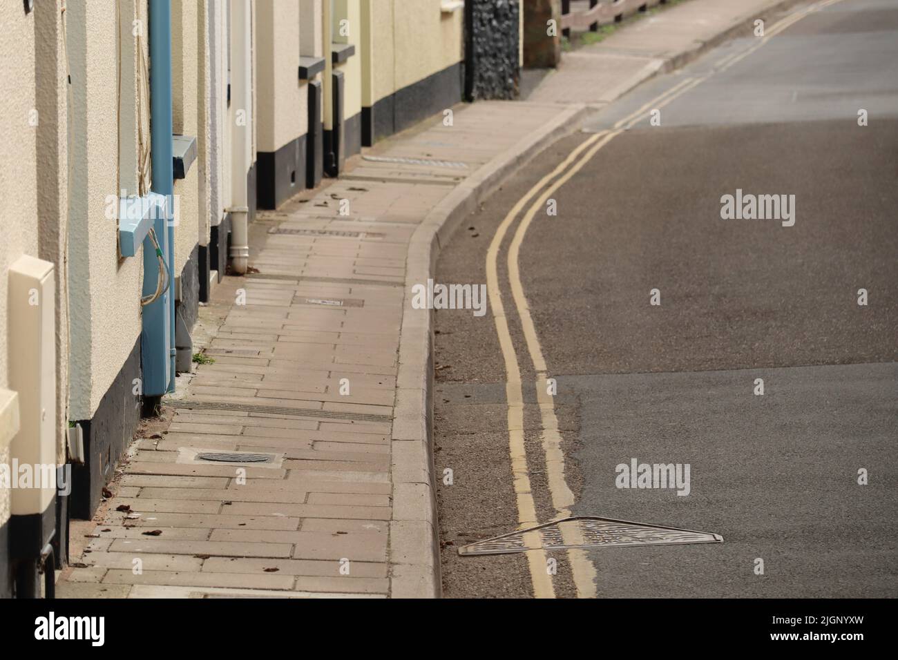 Roadside road edge marker hi-res stock photography and images - Alamy