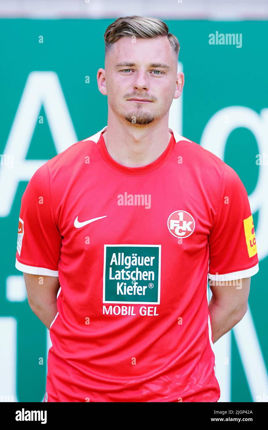 12 July 2022, Rhineland-Palatinate, Kaiserslautern: Photo session 1. FC ...