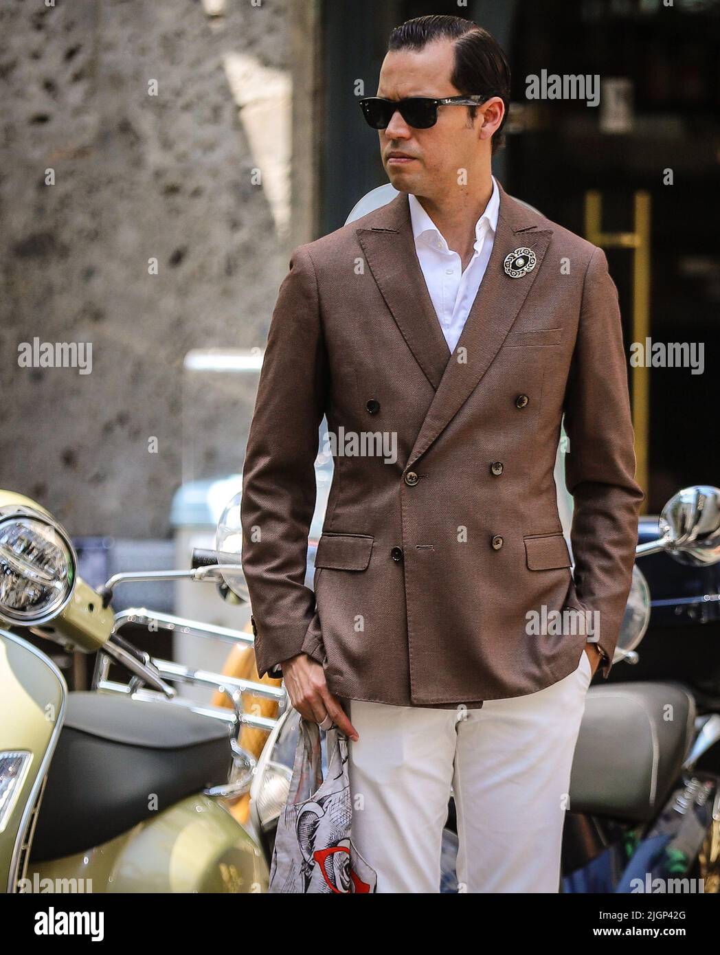 Andrés romo hi-res stock photography and images - Alamy