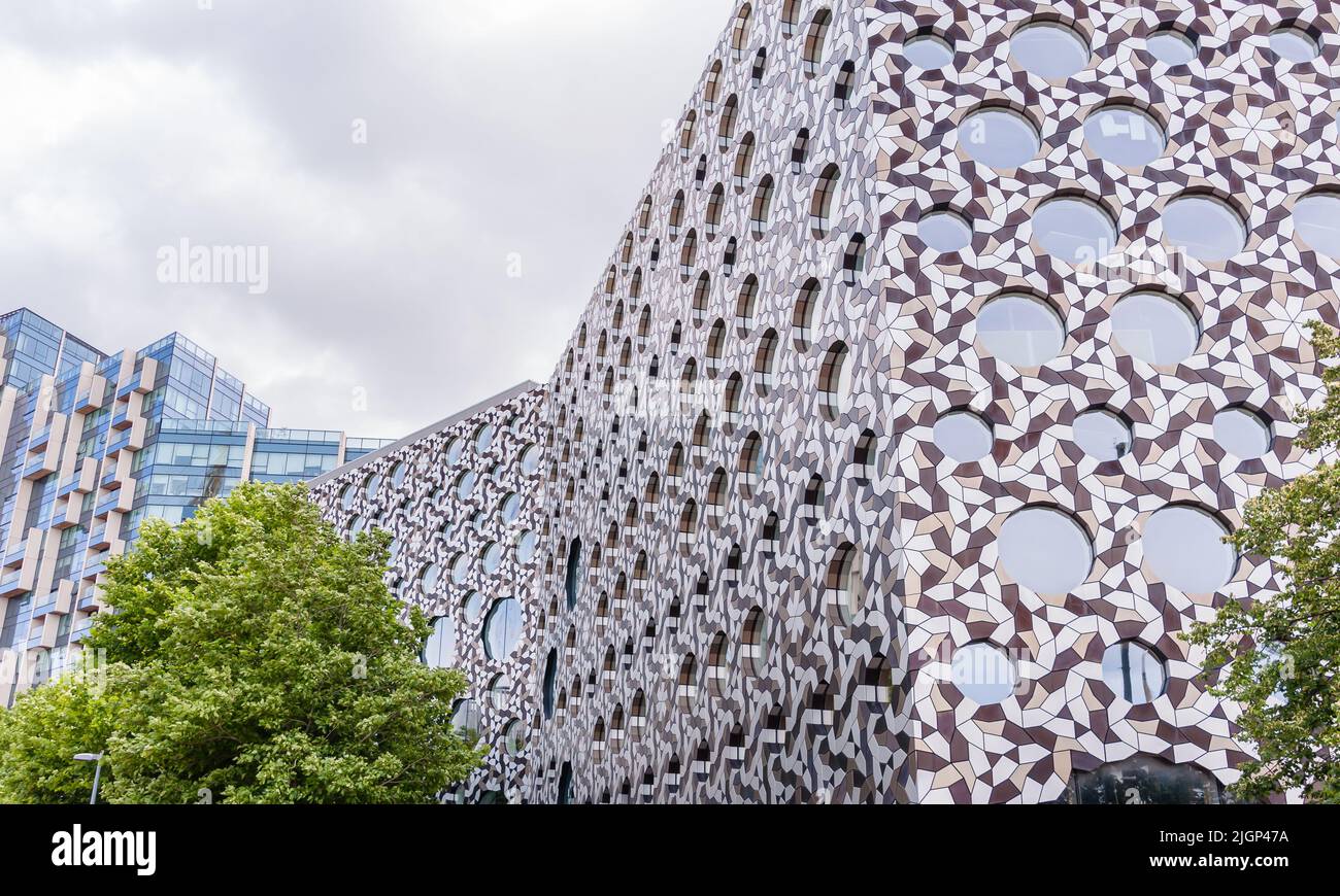 Ravensbourne is a university college for design and digital media in a ...