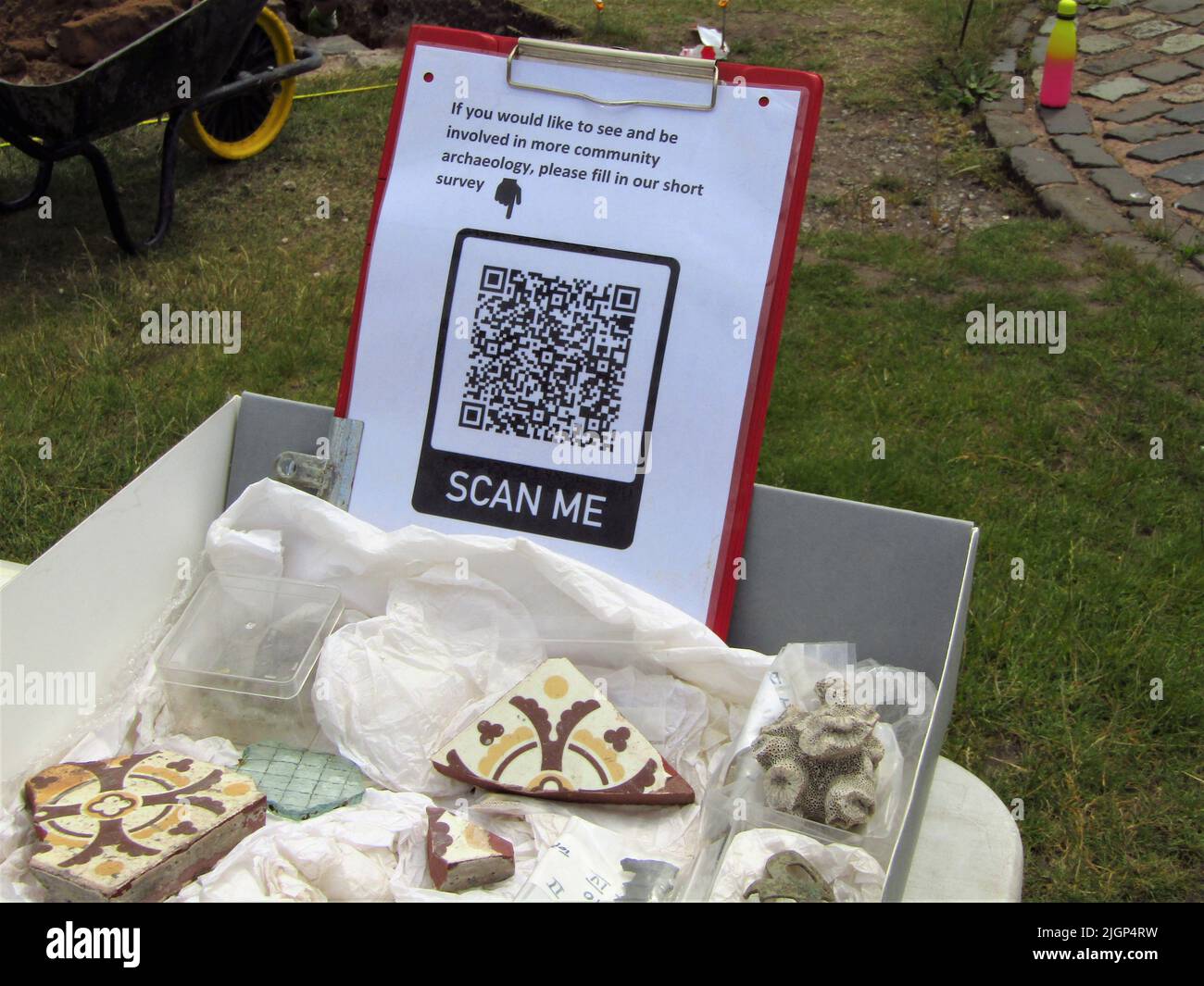 Technology artifacts hi-res stock photography and images - Alamy