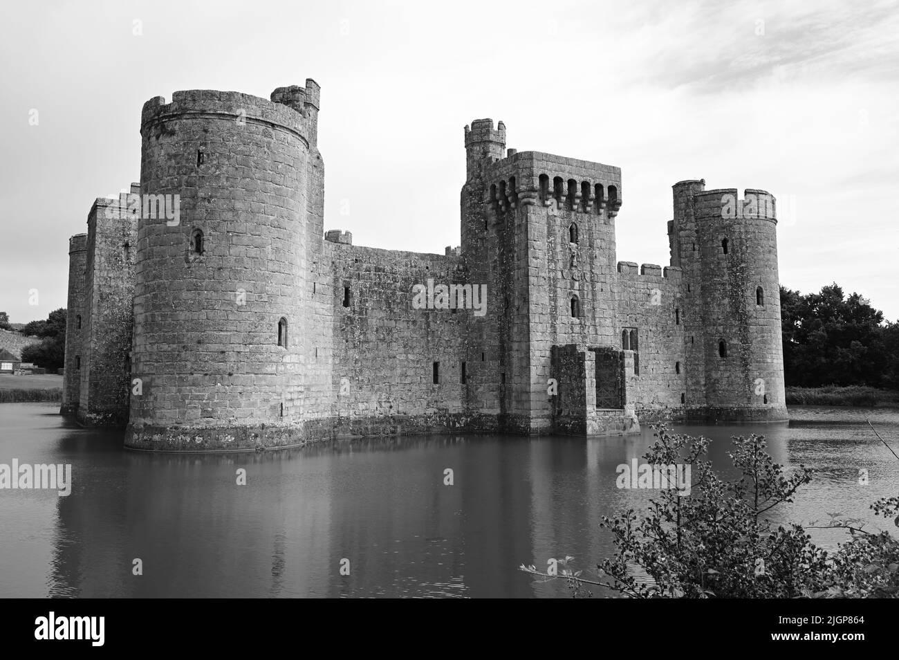Bodiam castle drawbridge Black and White Stock Photos & Images - Alamy