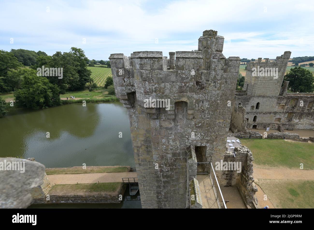 England kent bodiam bodiam castle hi-res stock photography and images ...