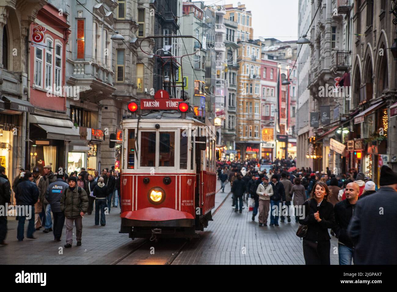 Istiklal caddesi beyoglu shopping street quarter hi-res stock ...