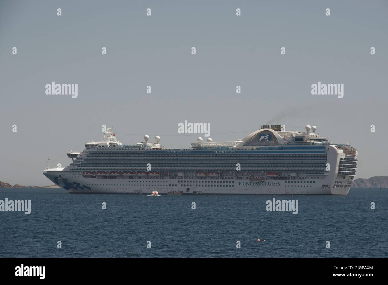 10thJuly22 St Peter Port Guernsey, Channel Islands Cruise Liner Emerald ...