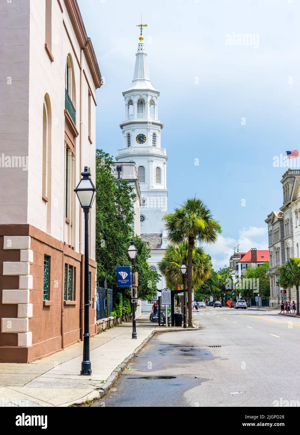 A scenic street in Charleston, South Carolina Stock Photo - Alamy