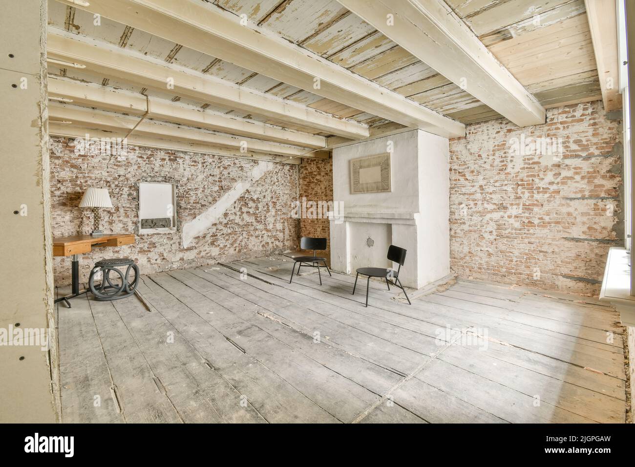 A cozy and spacious empty room in a luxury house Stock Photo - Alamy