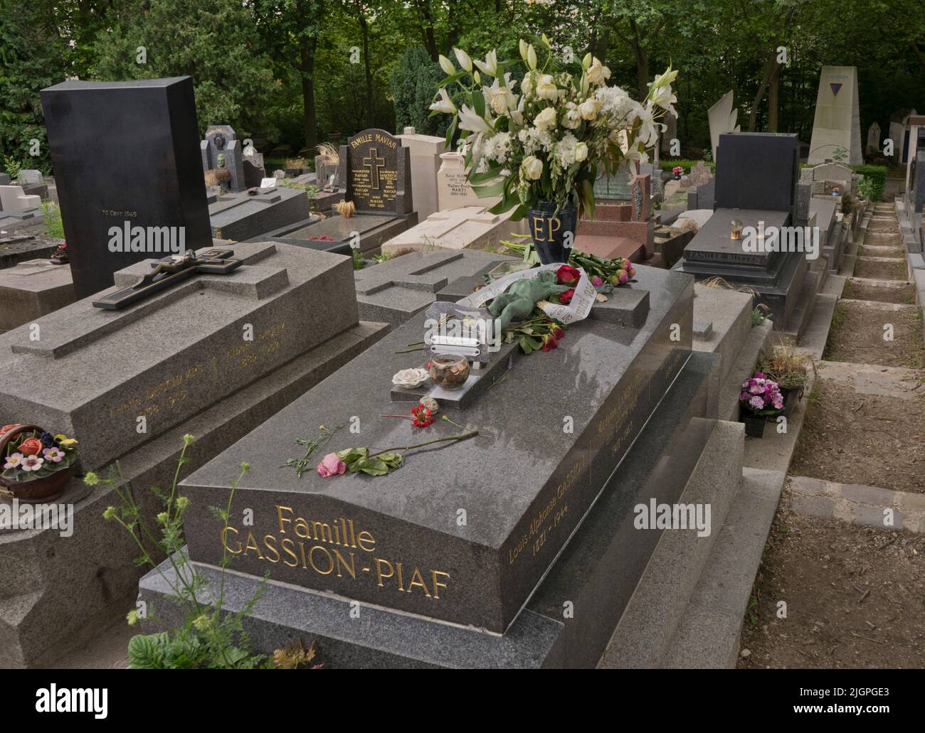 Tomb of musician and singer Edith Piaf at Pere Lachaise cemetery in ...