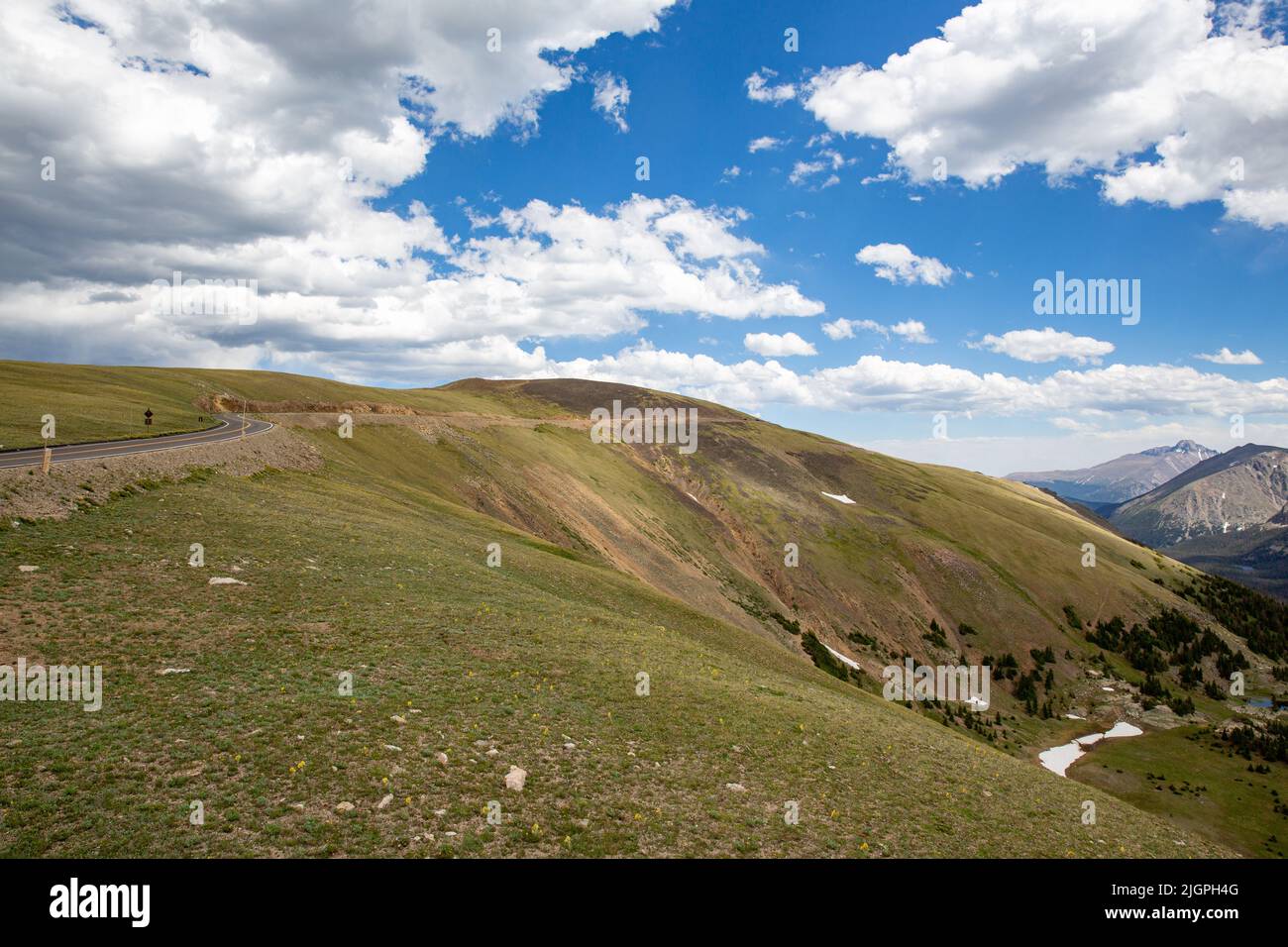 The view of the Trail Ridge Road at Rocky Mountain National Park Stock ...