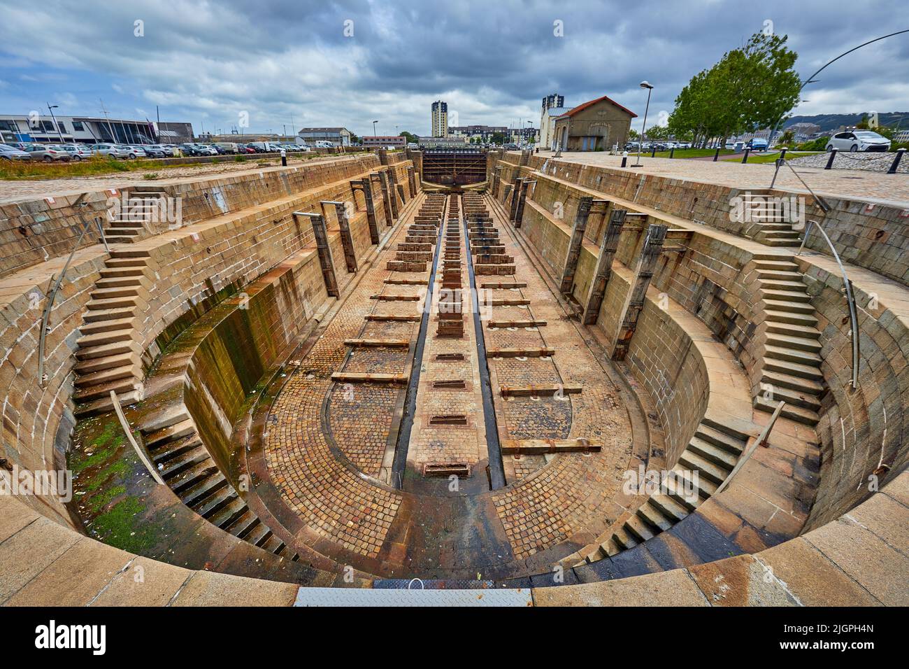 Empty ship hi-res stock photography and images - Alamy