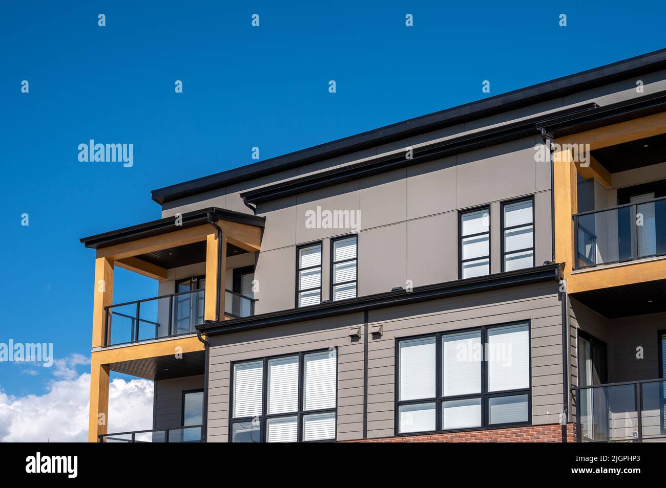 Residential buildings in the suburbs of Calgary Stock Photo - Alamy