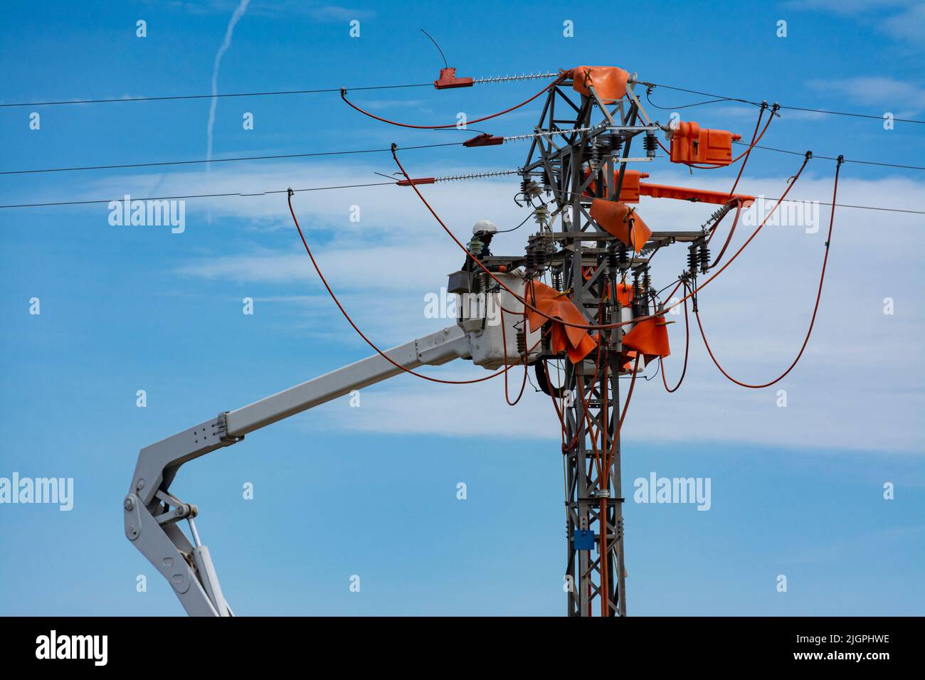 Utility line maintenance hi-res stock photography and images - Alamy