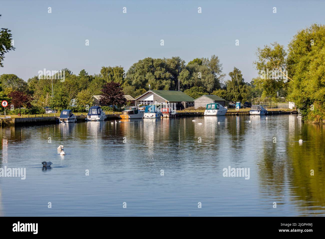 Whitlingham country park norwich hi-res stock photography and images ...