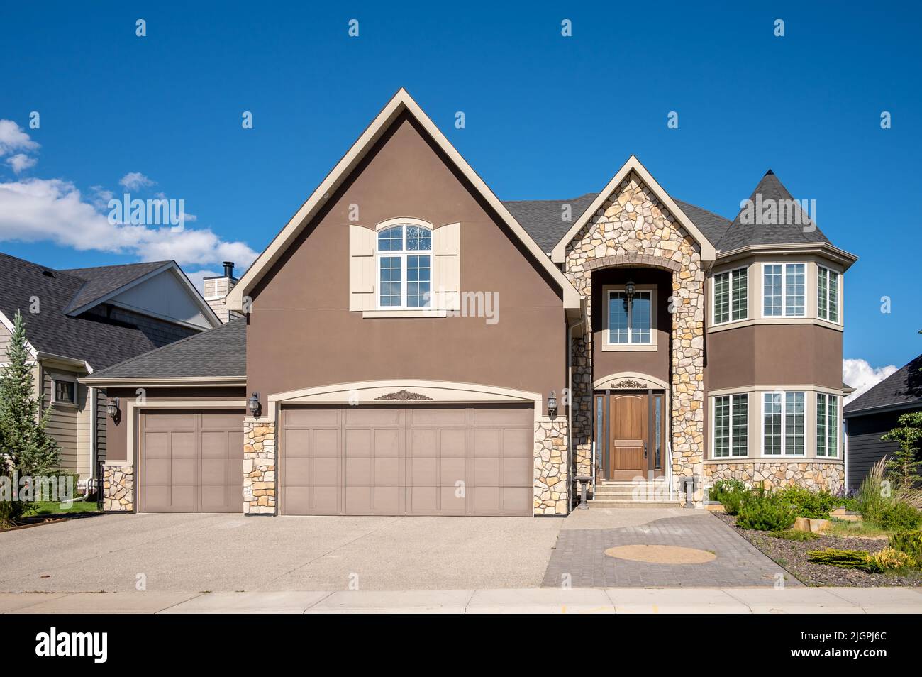 Beautiful day in the neighbourhood hi-res stock photography and images ...