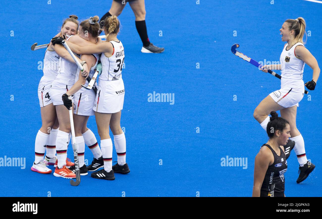 AMSTERDAM (Neth.) - Germany takes a 1-0 lead during the New Zealand ...