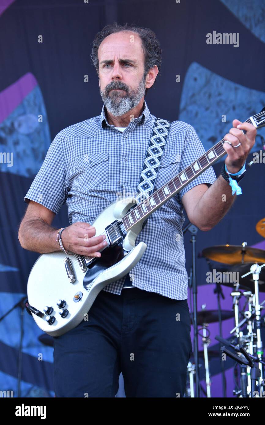 Singer, songwriter and guitarist Al Schnier is shown performing on ...