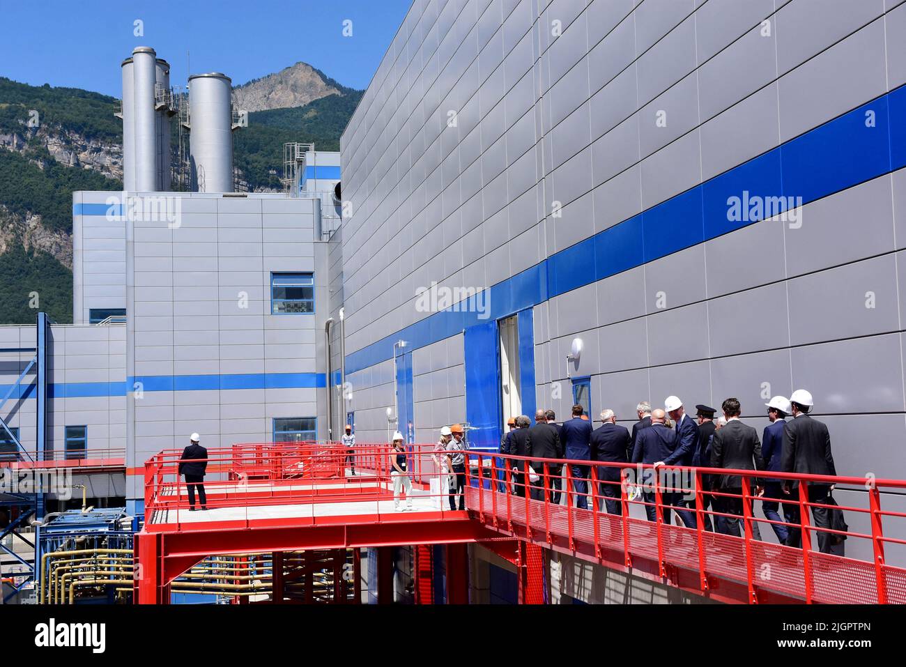 Semiconductor company globalfoundries hi-res stock photography and ...