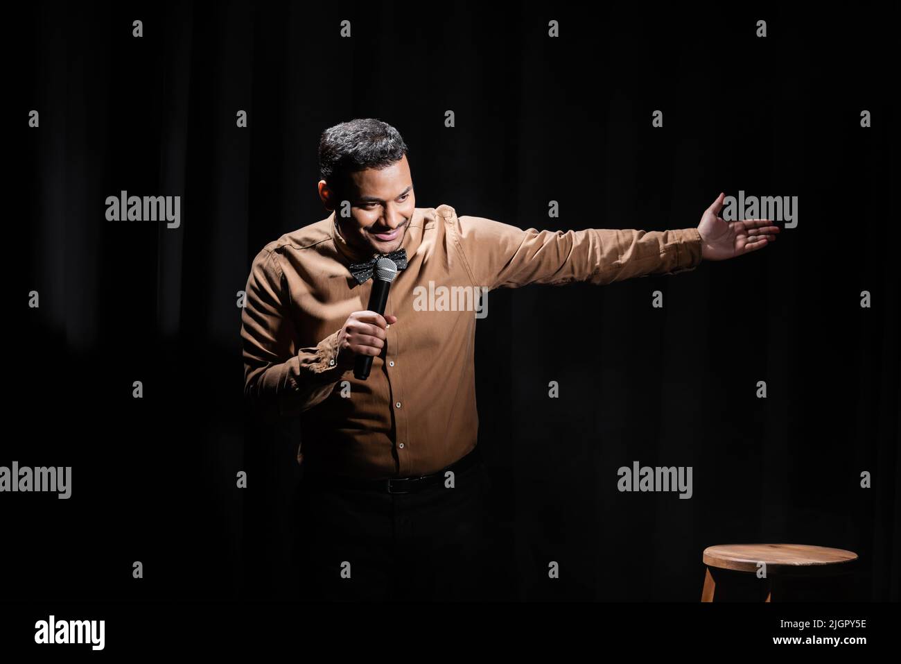 Indian comedian hi-res stock photography and images - Alamy